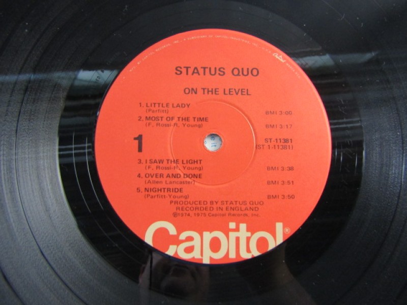 LP Status Quo, On The Level, 1974 - Kringwinkel