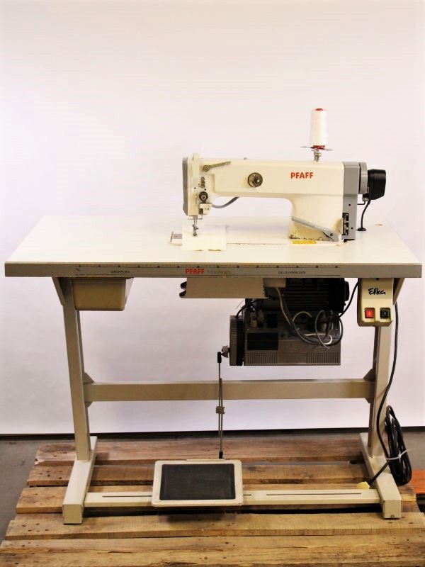 Industriële Pfaff 953 naaimachine - Kringwinkel