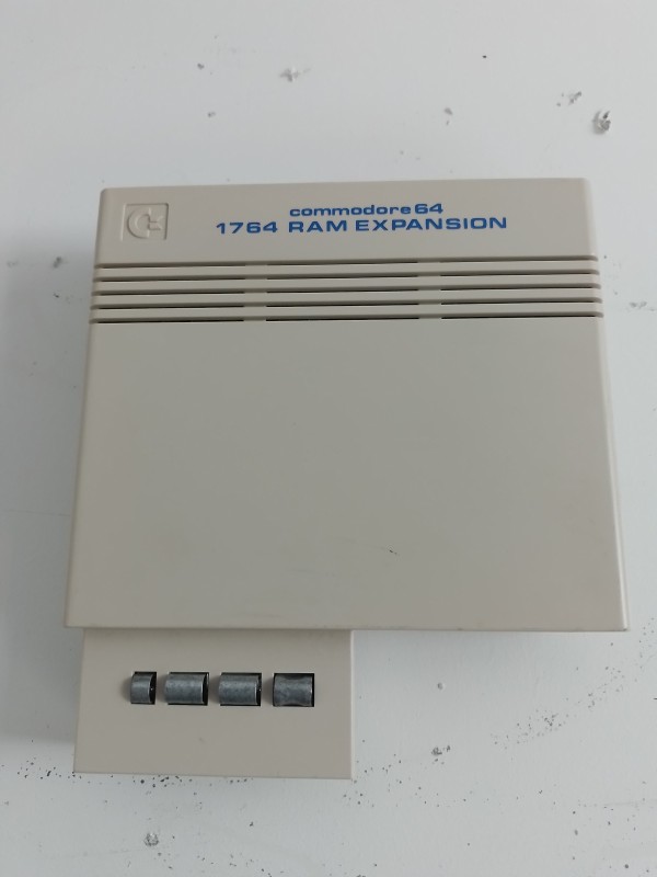 Commodore 54 - 1754 Ram expansion - Kringwinkel