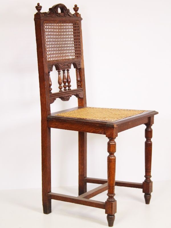 4 Antieke stoelen met webbing en hout - Victoriaanse stijl - Kringwinkel