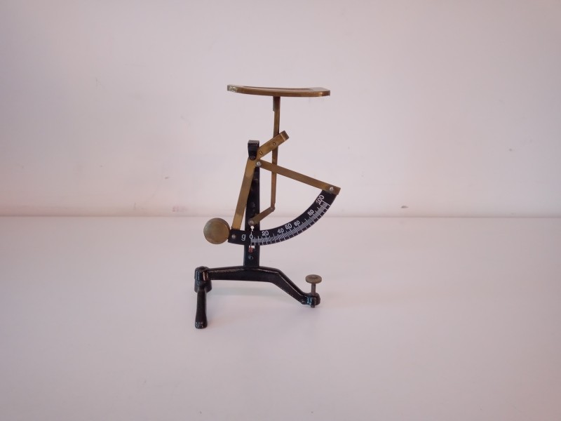 Vintage slinger/ pendulum weegschaal - Kringwinkel
