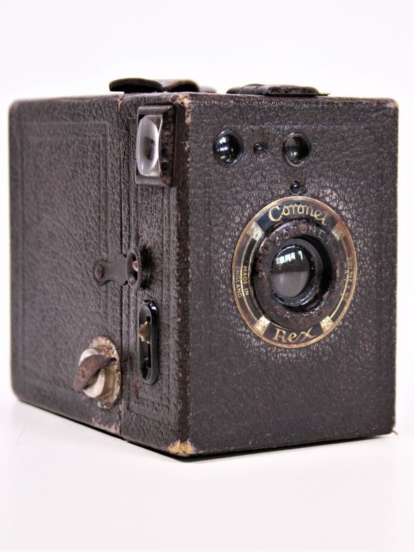 Coronet Rex Box Camera - Kringwinkel