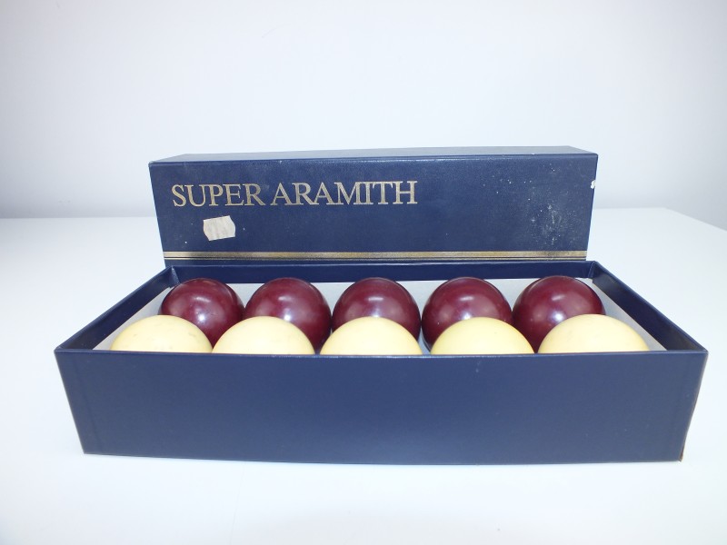 Professionele Biljartballen, Super Aramith - Kringwinkel