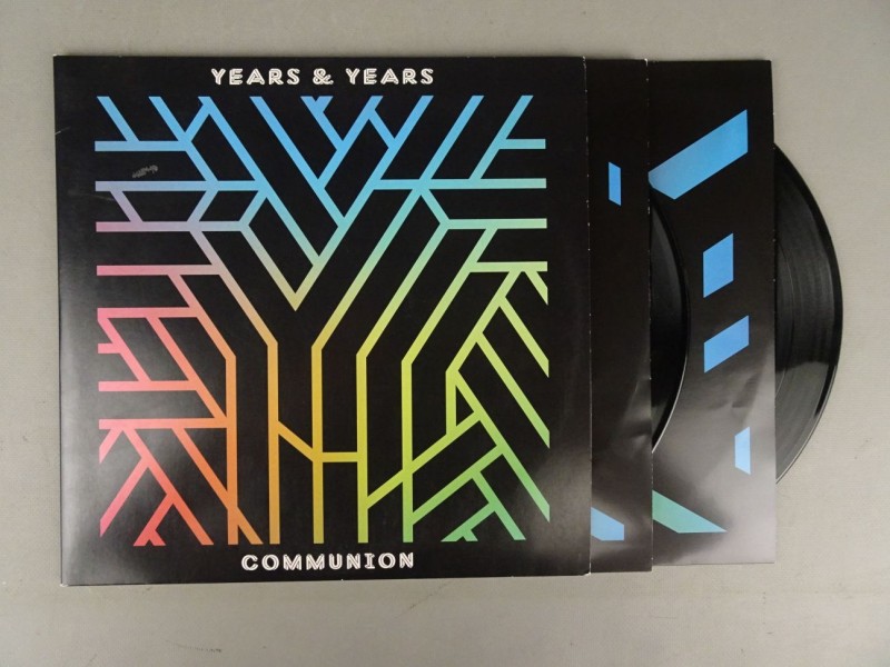 Vinyl album: Years & Years – Communion (Synth-pop, Pop Rock) - Kringwinkel
