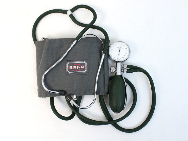 Origineel Erka Bloeddrukmeter – Perfect Aneroid, West-Germany - Kringwinkel