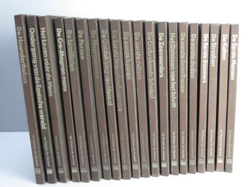 Boeken het ontstaan der mensheid - Kringwinkel