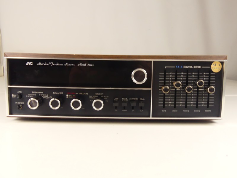 Vintage Receiver JVC - Kringwinkel