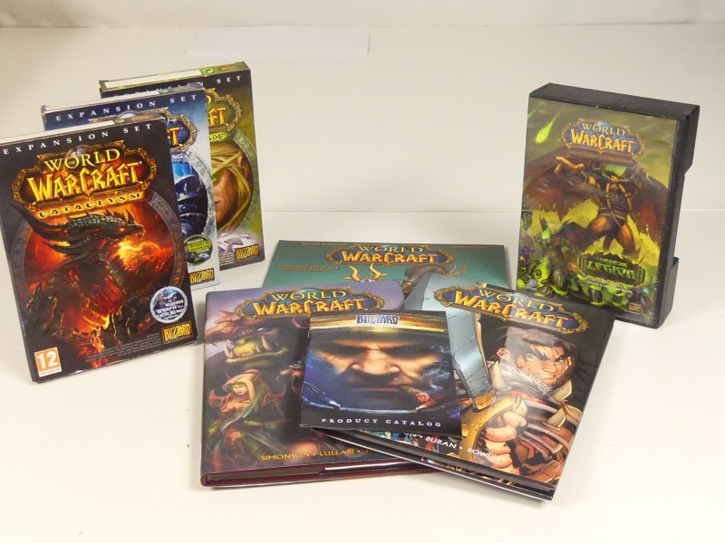 Groot lot World of Warcraft verzamel-items - Kringwinkel