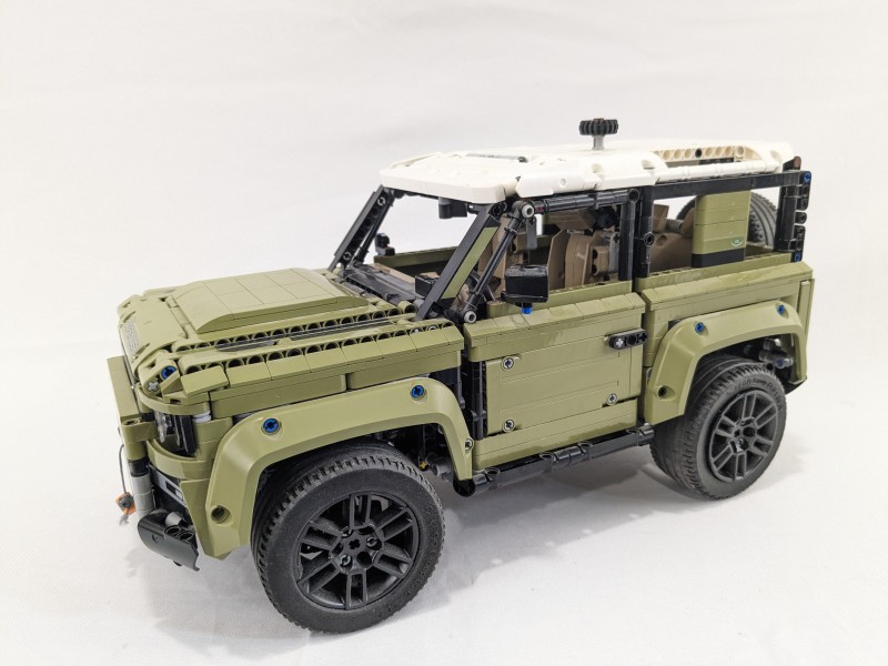 LEGO Technic Land Rover Defender - Kringwinkel