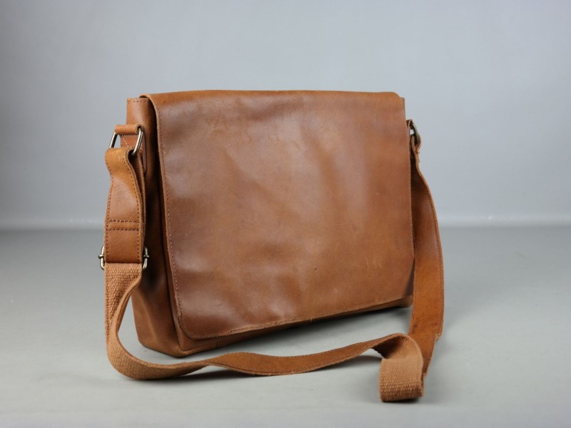 Schoudertas gemerkt Burkely - Kringwinkel