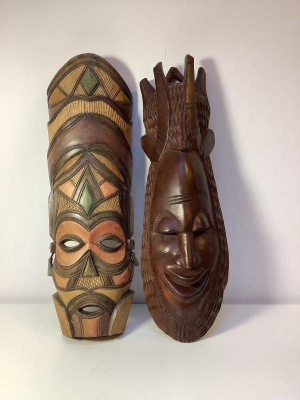 2 Houten Afrikaanse maskers - Kringwinkel