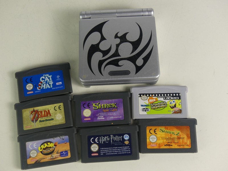 Gameboy Advance SP - Tribal Edition - Kringwinkel