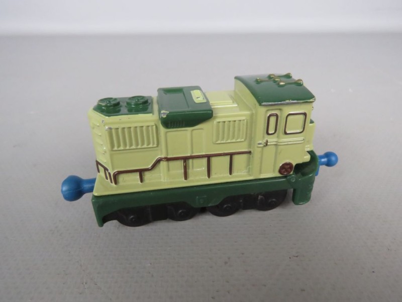 Klein Chuggington treintje 2010 - Kringwinkel