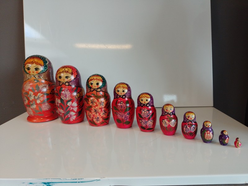 Houten Matroesjka poppetjes - Kringwinkel