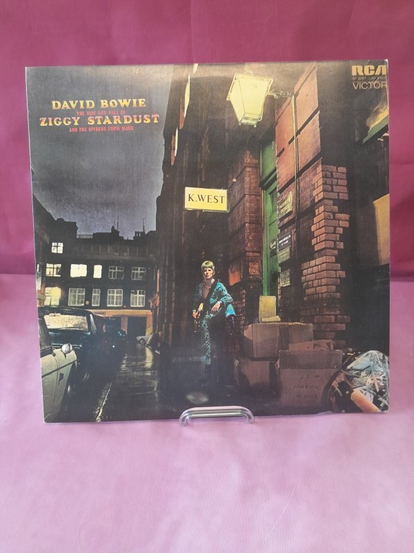 Lp: David Bowie - The rise and fall of Ziggy Stardust and the spiders from Mars - Kringwinkel