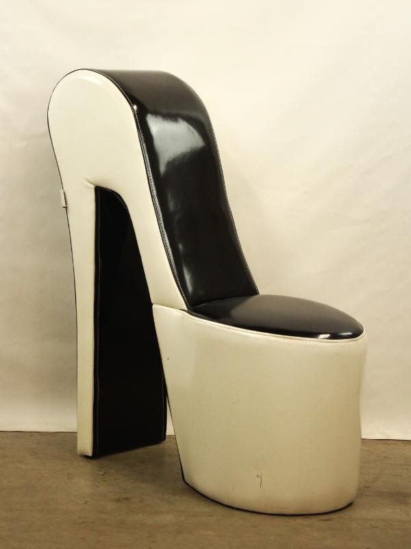 Sitwell - Funky High Heel Shoe Chair uit kunststof - Kringwinkel