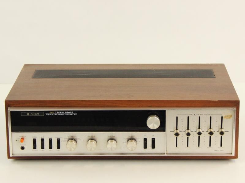 JVC Nivico Model 5001 AM/FM Stereo Receiver - Kringwinkel