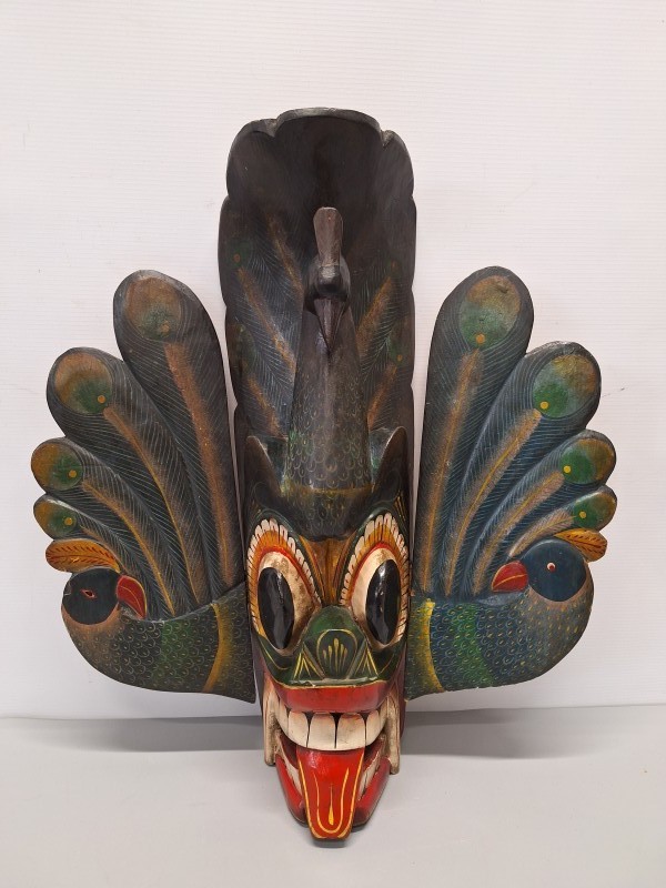 Sri Lankaanse "Raksha-masker" - Kringwinkel