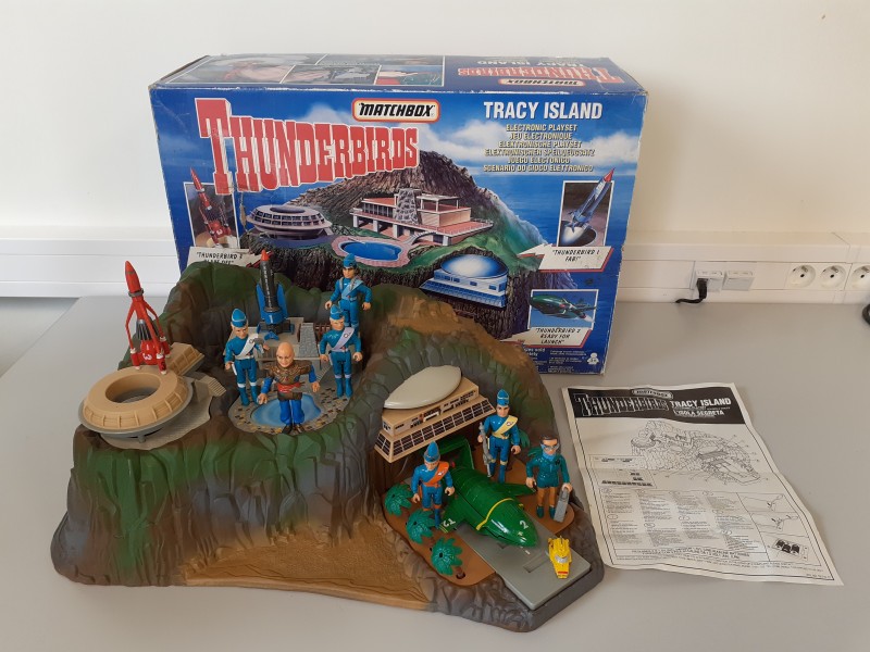 Thunderbirds Tracy Island + accessoires - Kringwinkel