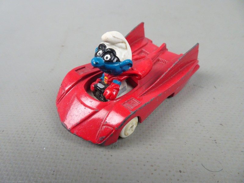 🏎️ Superhelden-Smurf in rode raceauto – Collectible figuur 🧢 1983 ...