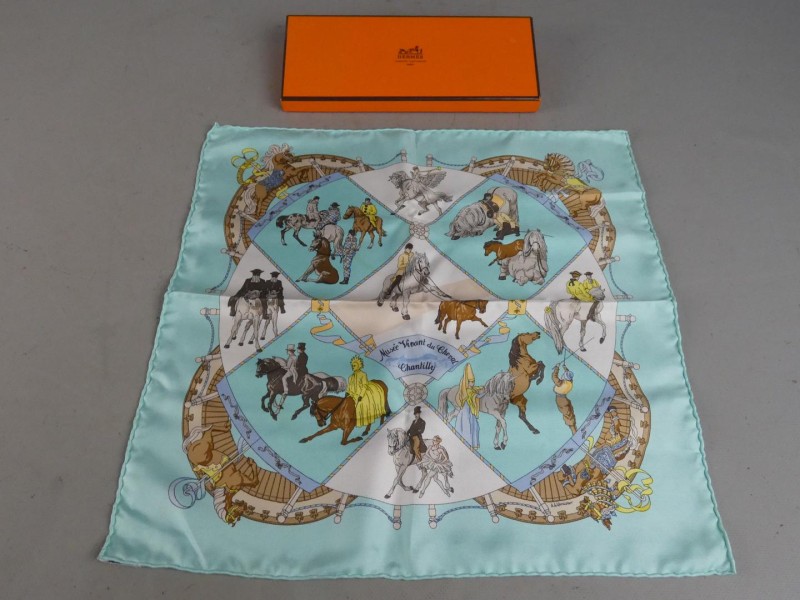 Hermès Zijden zakdoek "Musée Vivant du Cheval, Chantilly" - Kringwinkel