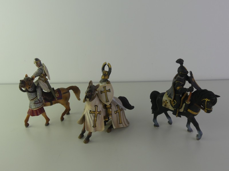 Vintage Schleich/Papo Ridder en paard figuren - Kringwinkel