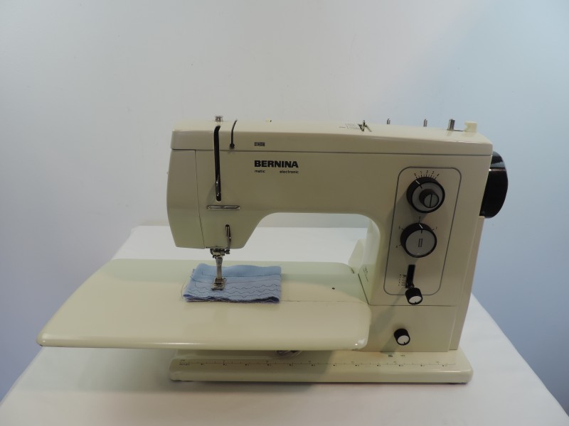 Bernina 801 naaimachine - Kringwinkel