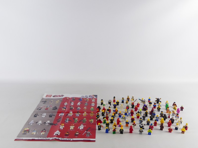 Set van Lego minifigures + poster van Star Wars - Kringwinkel
