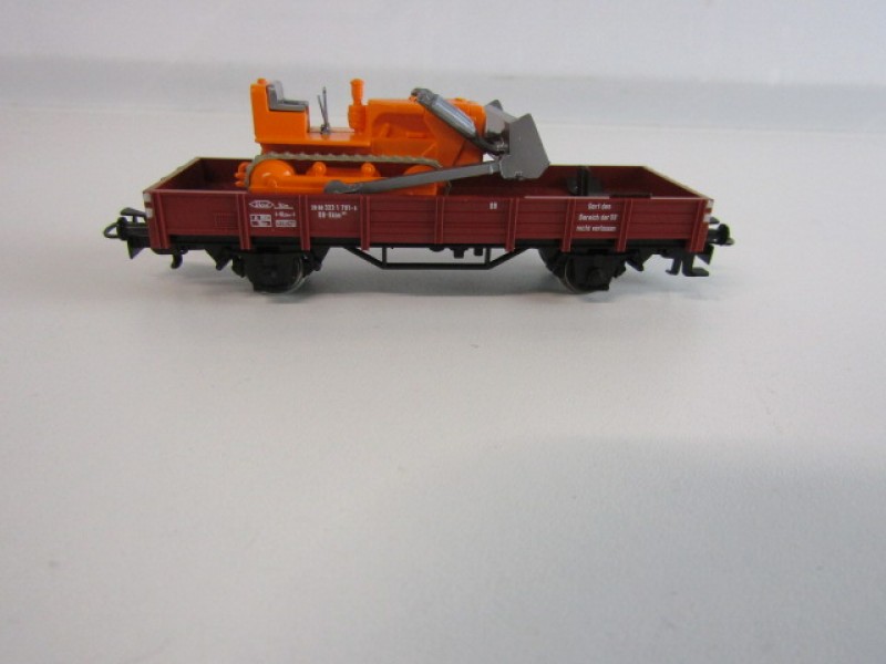 Märklin 4424, Lage Wagon met Bulldozer, HO Schaal, - Kringwinkel