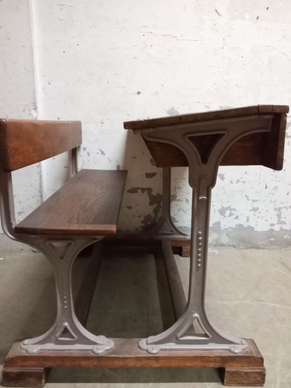 Oude schoolbank - Kringwinkel