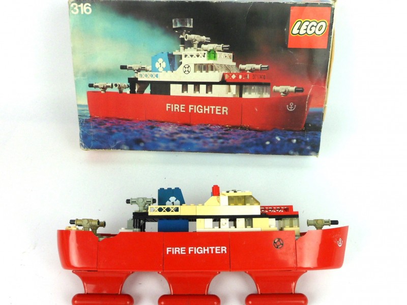 Lego Fire Fighter (316) - Kringwinkel