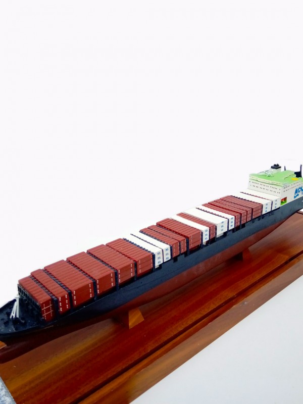 Miniatuur containerschip ACL - Kringwinkel