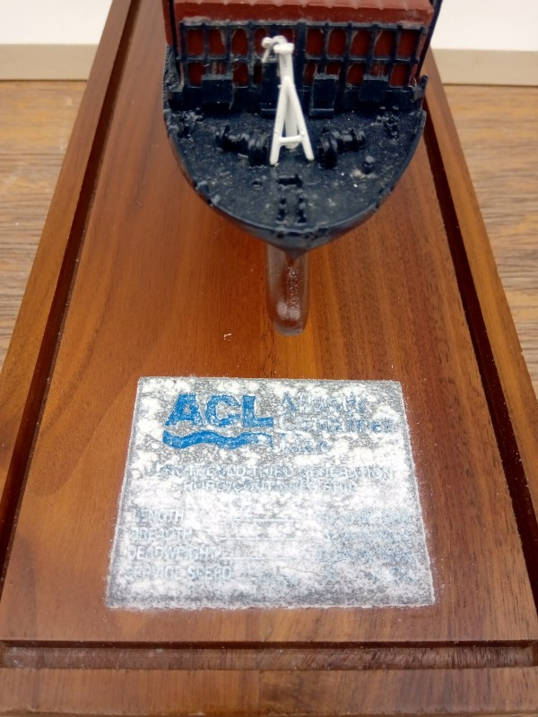 Miniatuur containerschip ACL - Kringwinkel